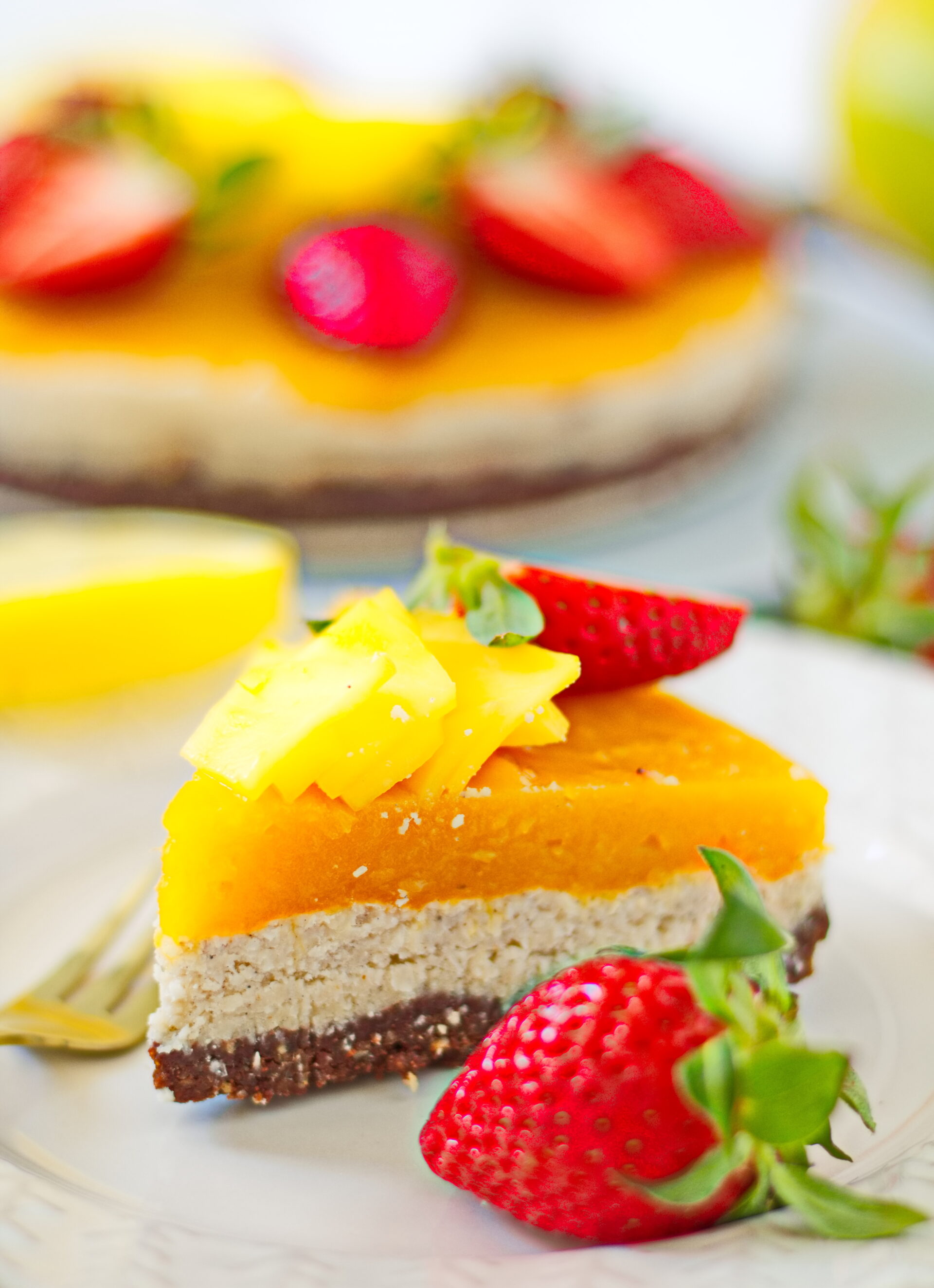 Veganer No Bake Mango-Kokos-Kuchen - Aha Foods - Vegane und glutenfreie ...